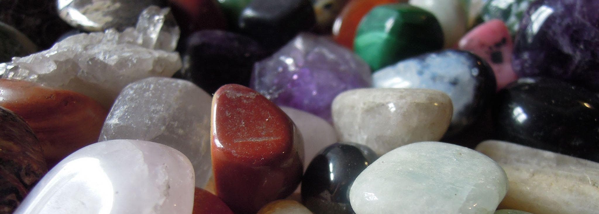 Famous Male Psychics | List of Top Male Psychics