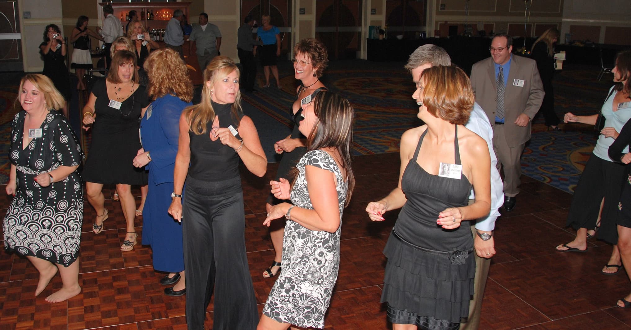 People Describe The Most Awkward Stories From Their High School Reunion