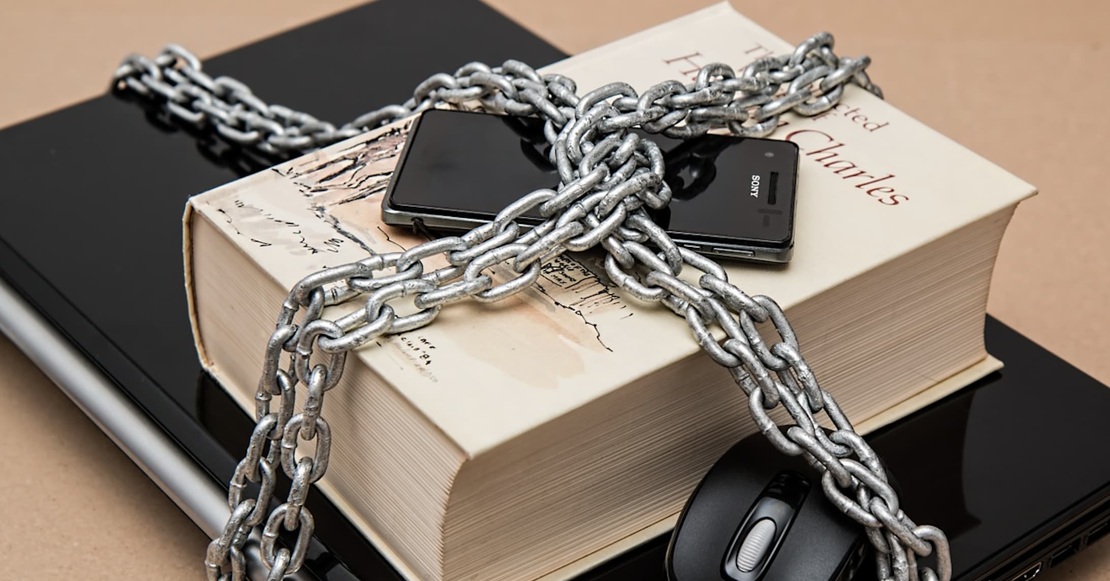 People Confess Dark Secrets They Know About Someone Else