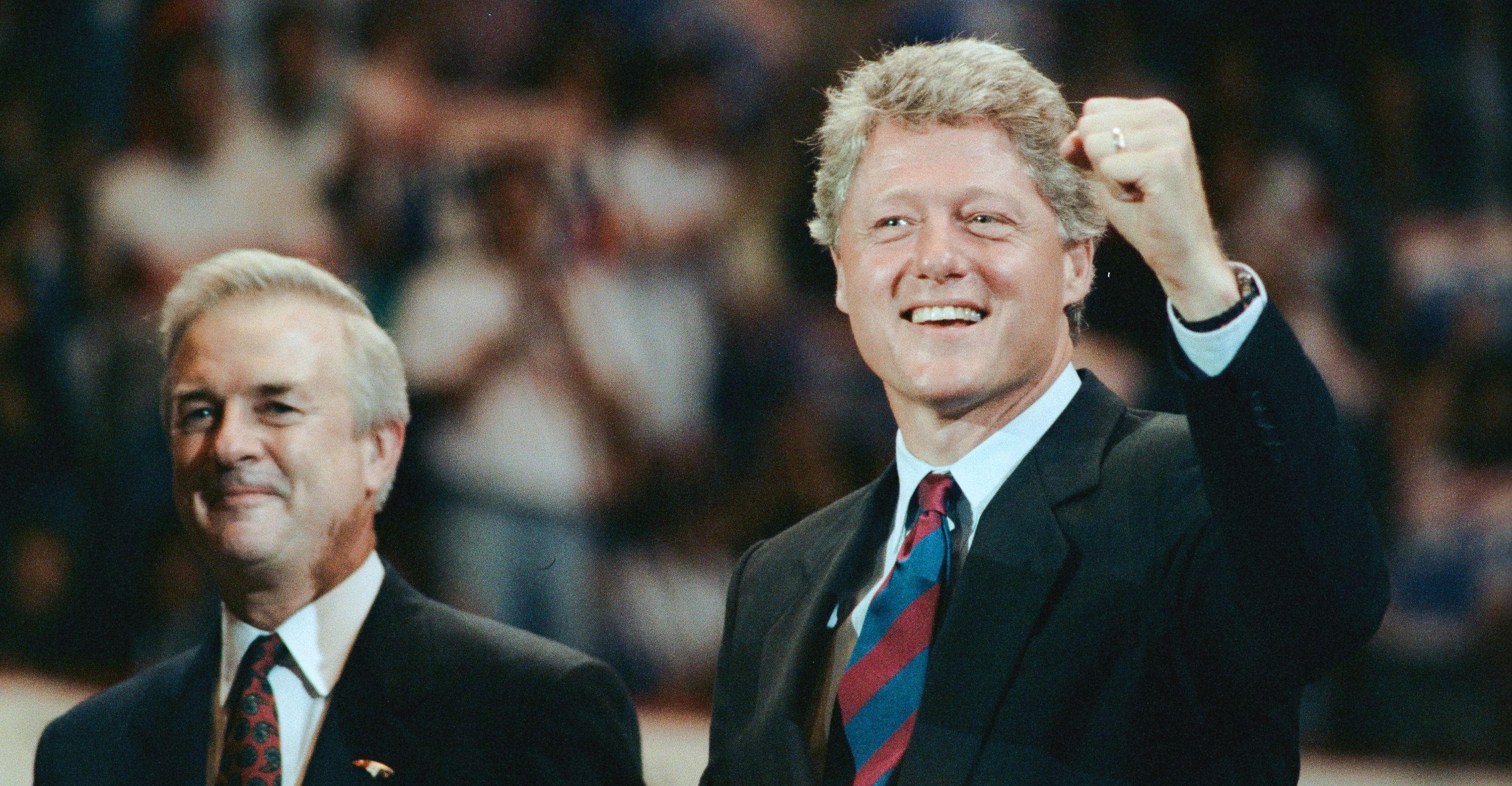 24 Rare Photos Of The '92 Clinton Campaign