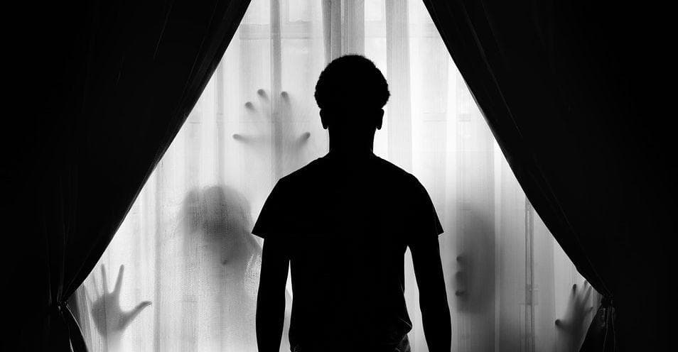 Schizophrenic Hallucinations: Real-Life Stories Of What They're Like