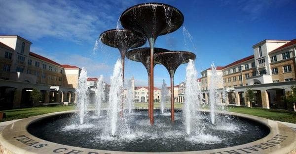 Famous Alumni of Texas Christian University | Celebrities Who Went To TCU