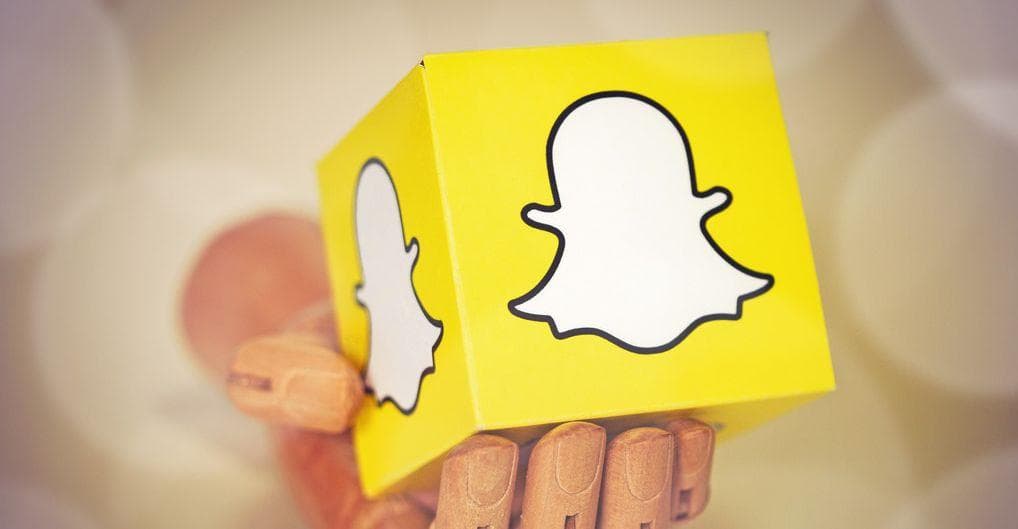 Best Snapchat Pick up Lines | How to Flirt Over Snapchat Texts