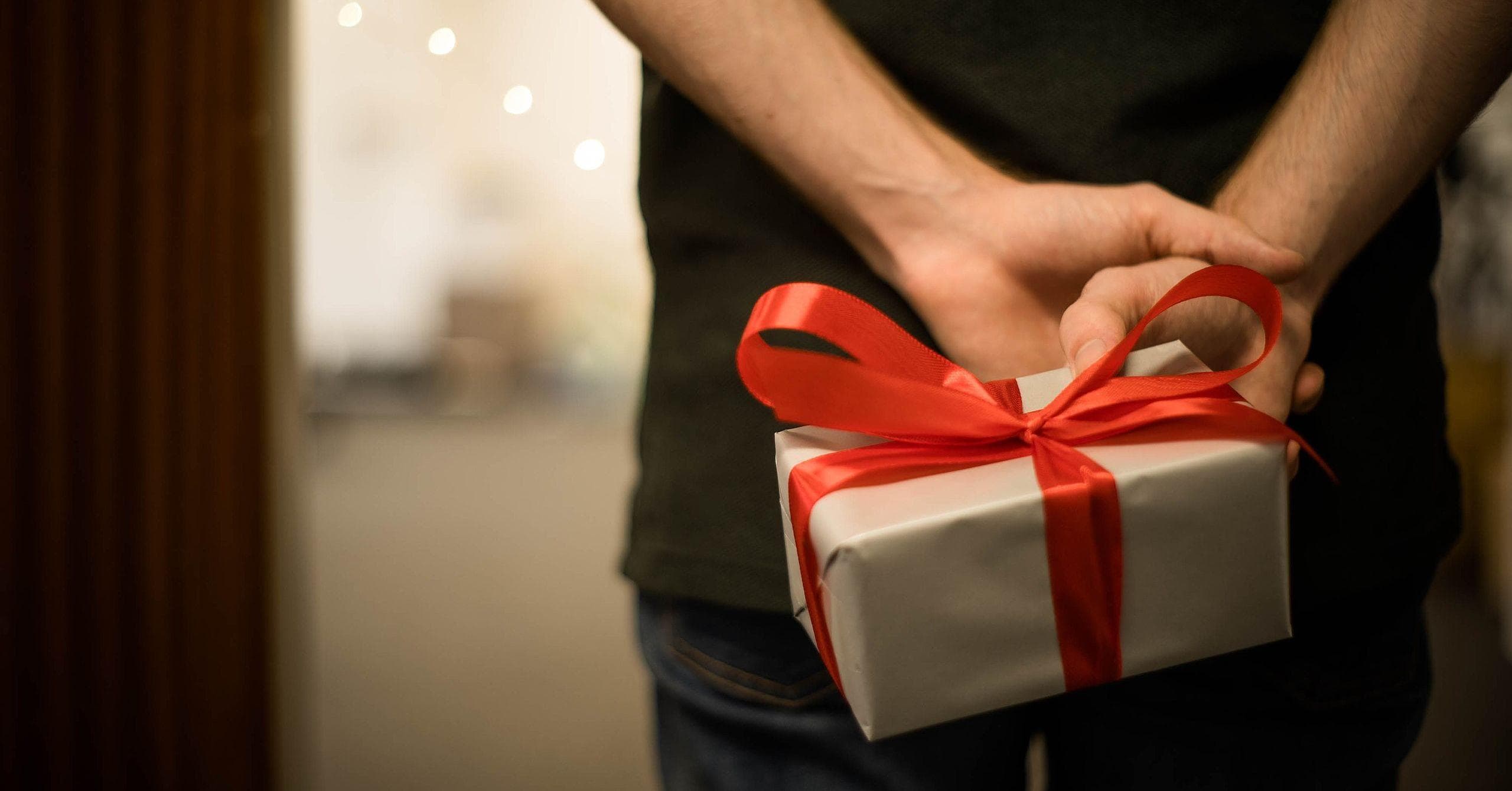 People Reveal The Worst Gifts They Ever Received (So You Don't Give ...