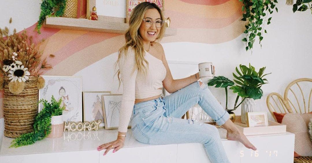 LaurDIY's Partner and Relationship History