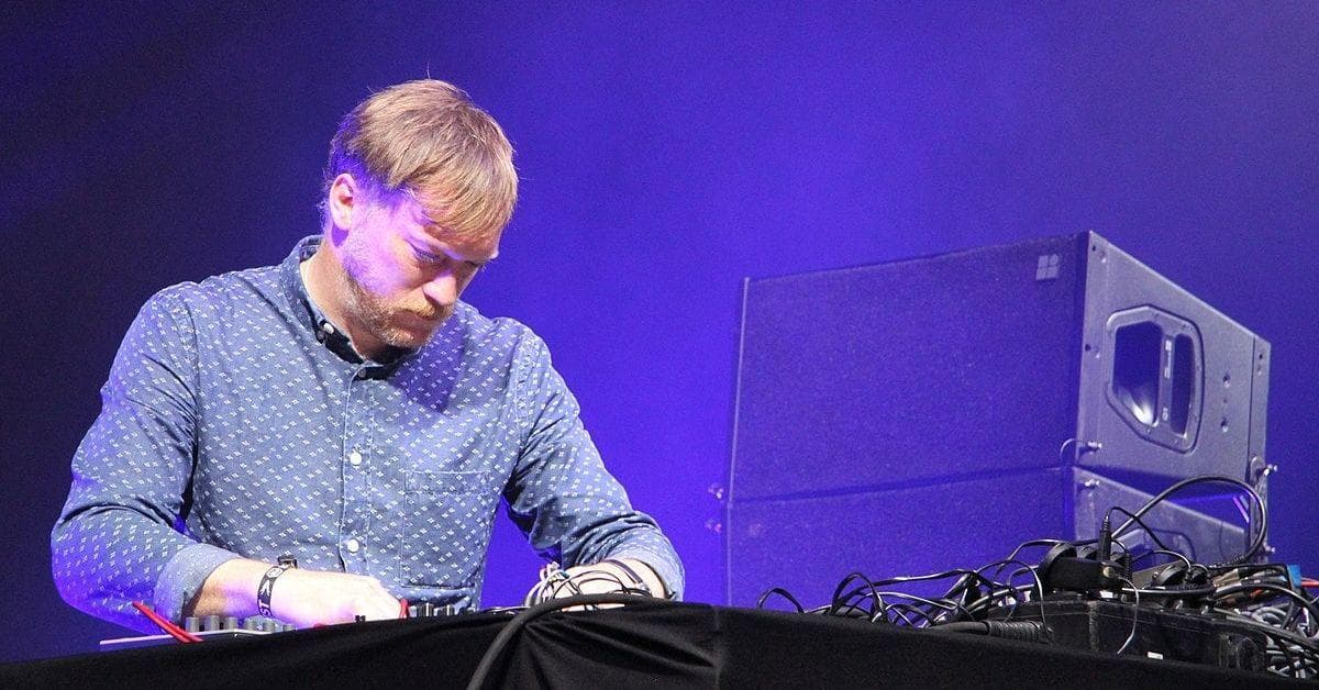 35+ The Field Songs, Ranked Best To Worst By Fans