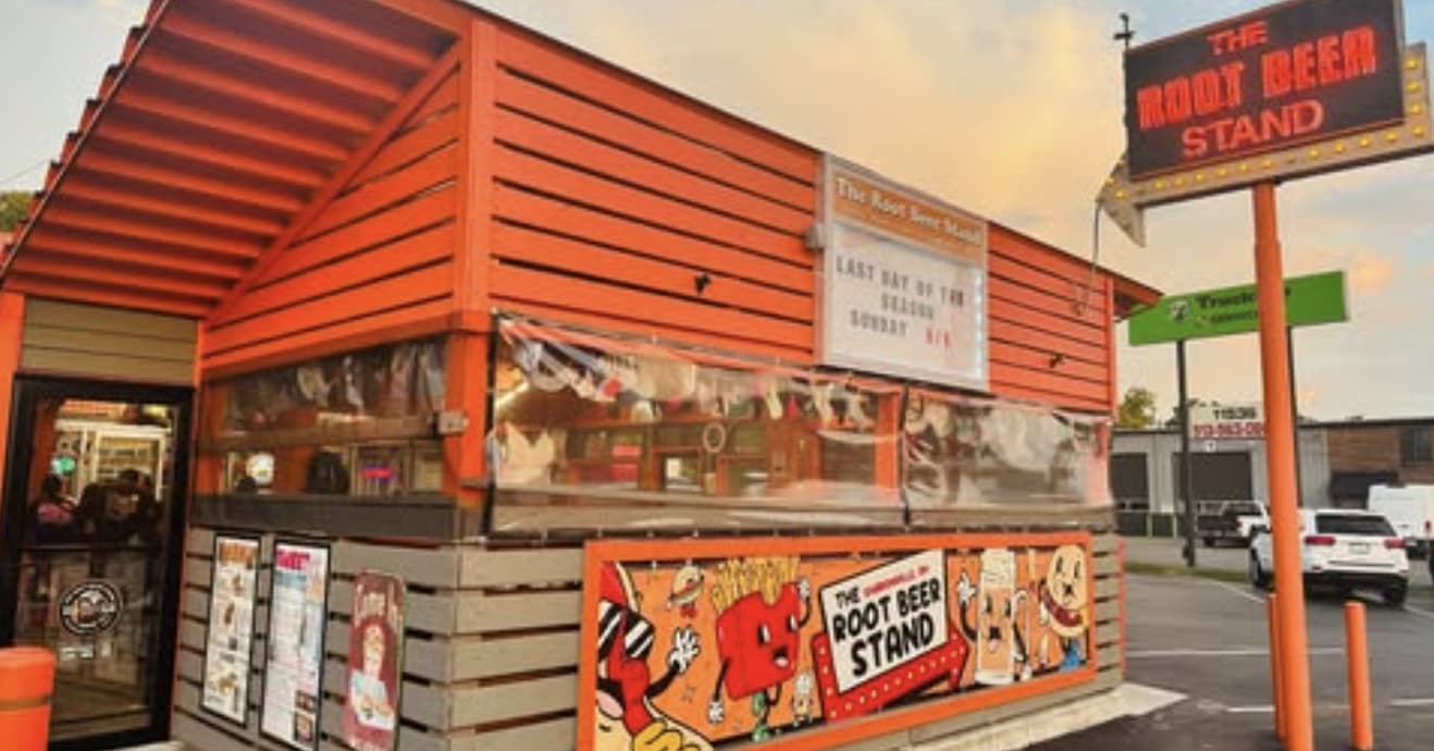 15 Great Burgers In Cincinnati That Only Locals Know About, Ranked