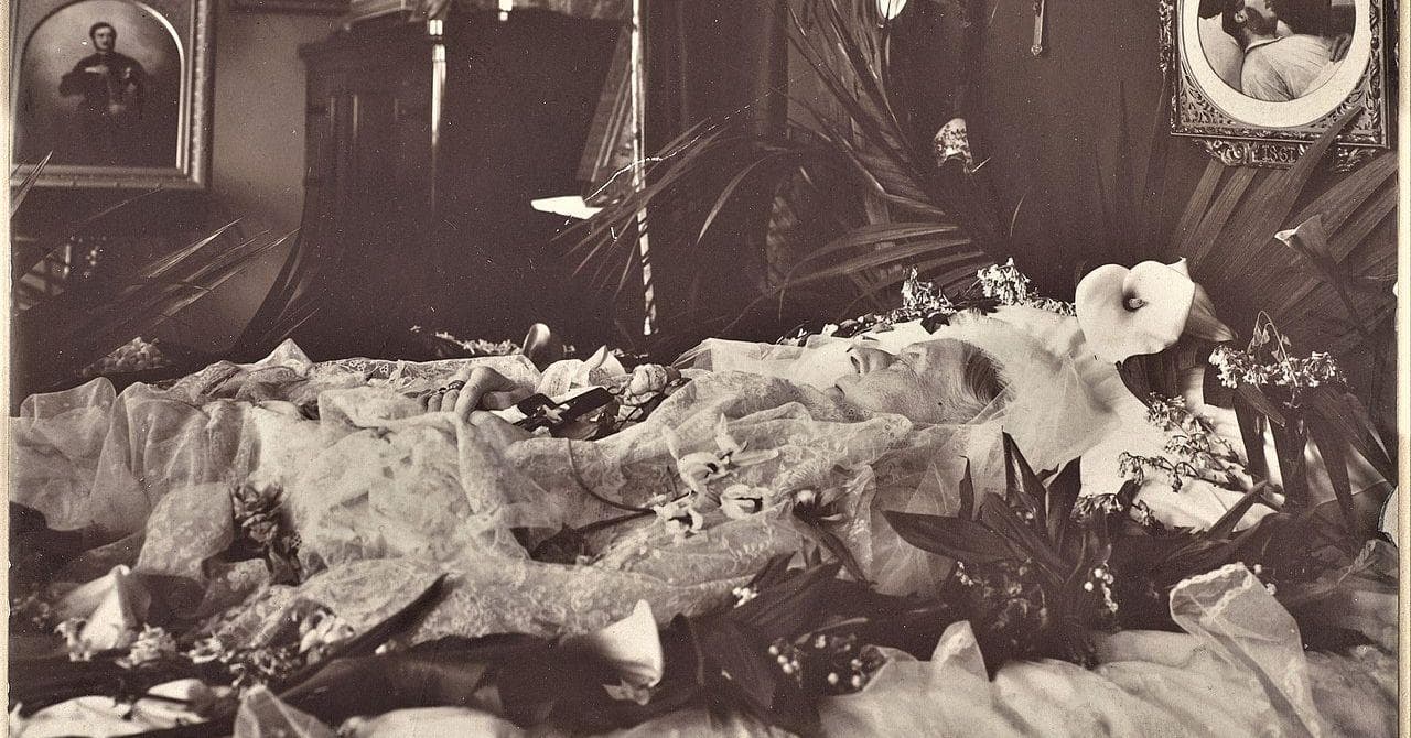 How Prominent Historical Figures Looked On Their Deathbeds