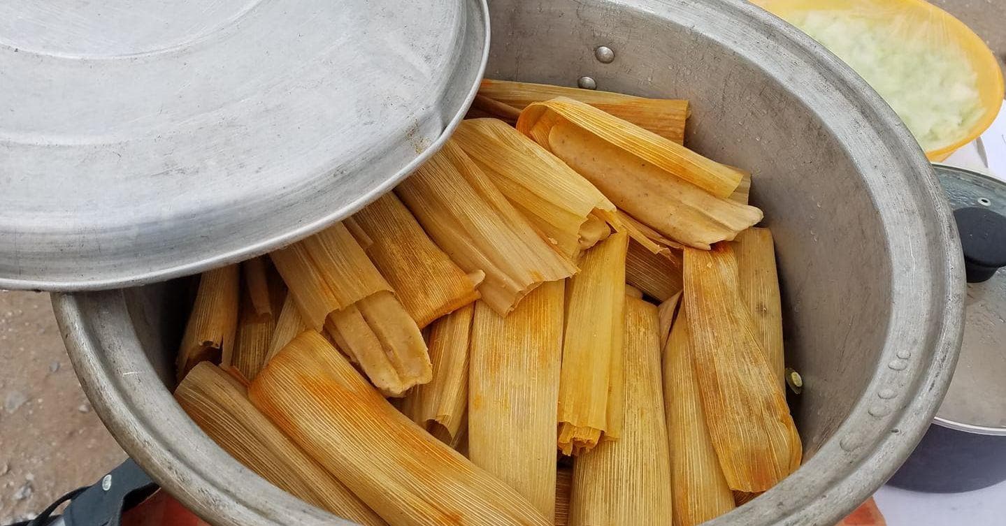 People Share Embarrassing Stories About Eating Food The Wrong Way