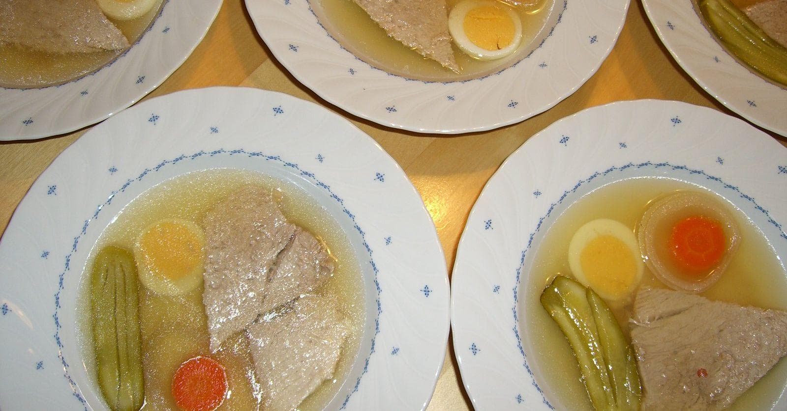 Things We Just Learned About Foods That Used To Be Surprisingly Popular