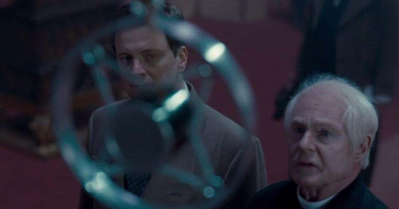 15 Impressive Prop Details Fans Found In Historical Dramas