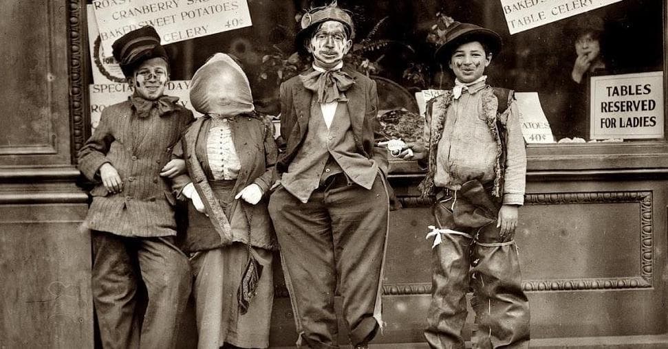 Weird Thanksgiving Traditions from Around the World