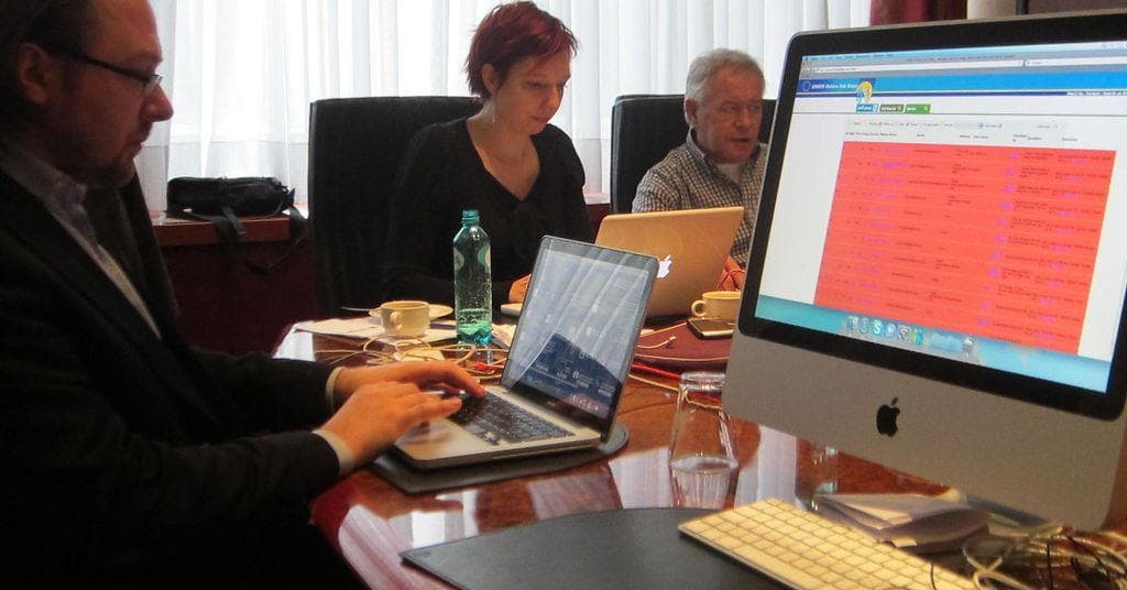 People Reveal The Harshest, Most Ridiculous Rules In Their Workplace