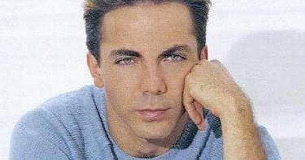 Cristian Castro Albums List: Full Cristian Castro Discography (29 Items)