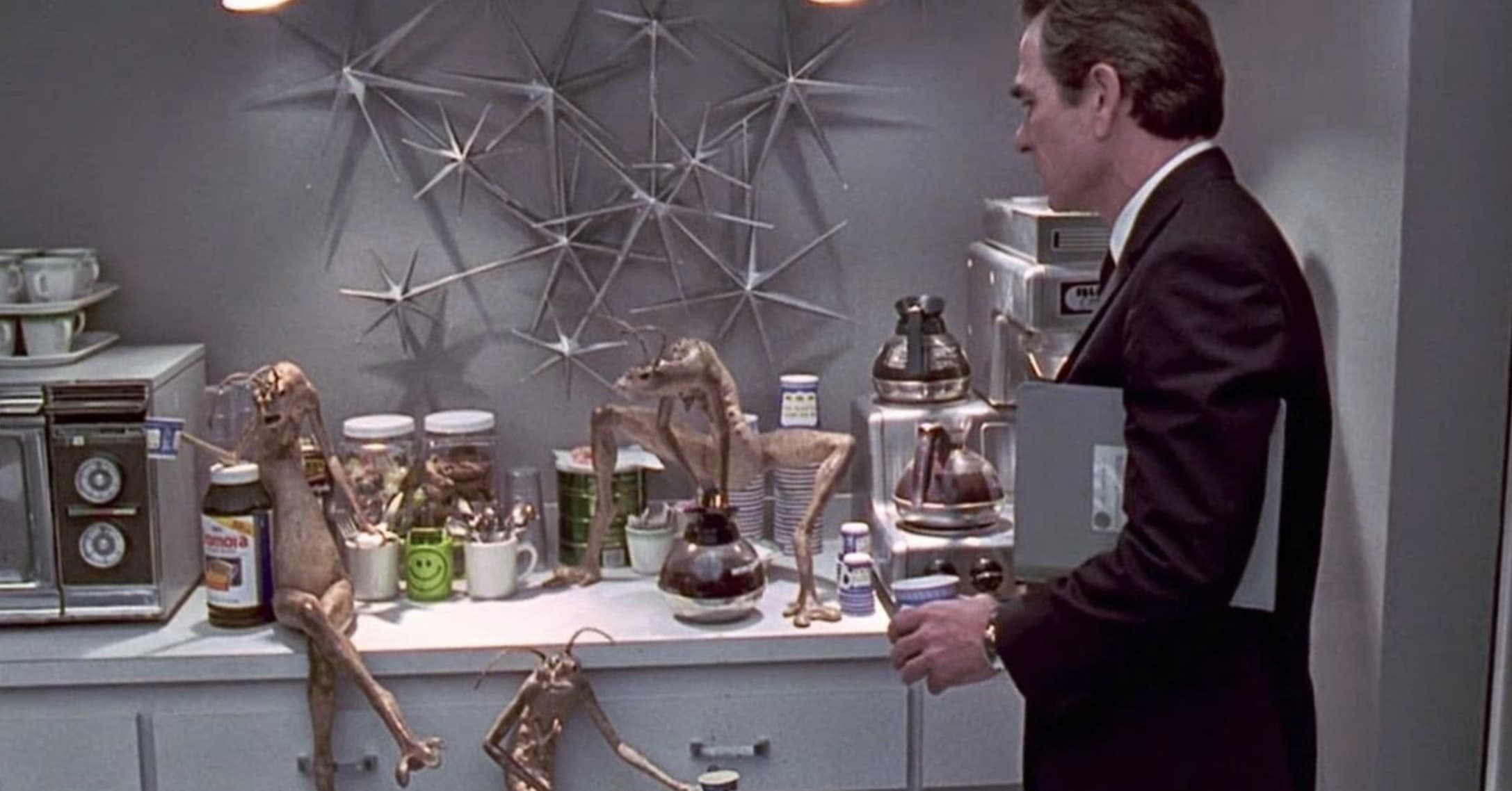 Small Details From Alien Invasion Movies