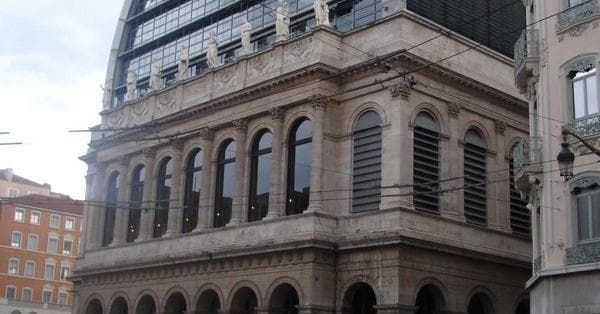 Lyon Architecture | List of Famous Lyon Buildings and Landmarks