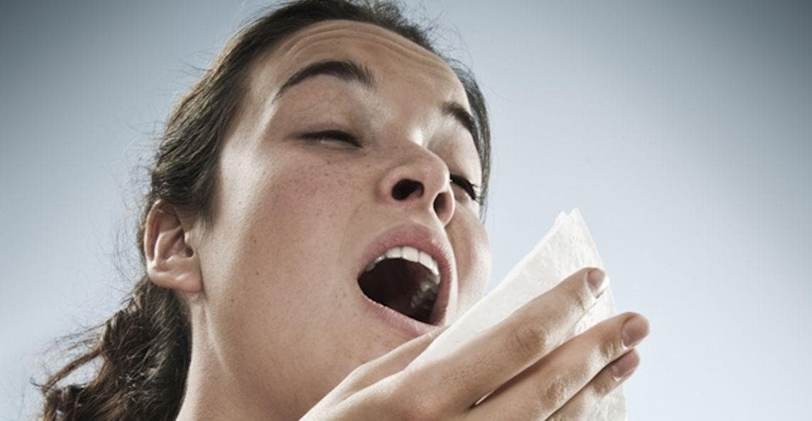 People From Reddit Tell Their Grossest, Most Embarrassing Sneeze Stories