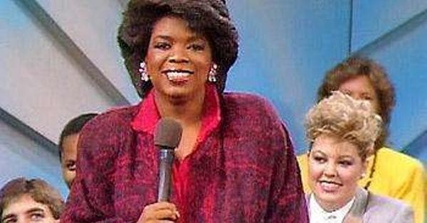 Famous Newscasters | List of the Top Well-Known Newscasters