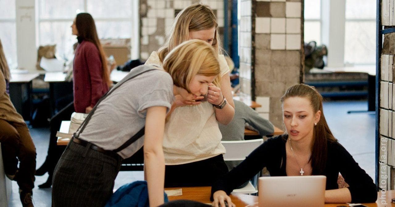 People Reveal The Worst Co-Workers They Ever Had To Prepare You For The ...