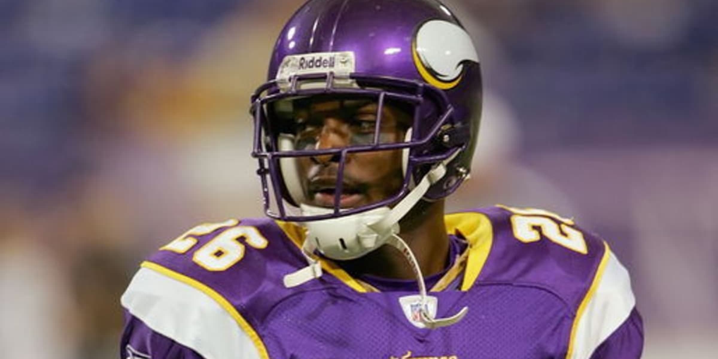 The 25+ Best Athletes Who Wore Number 26, Ranked