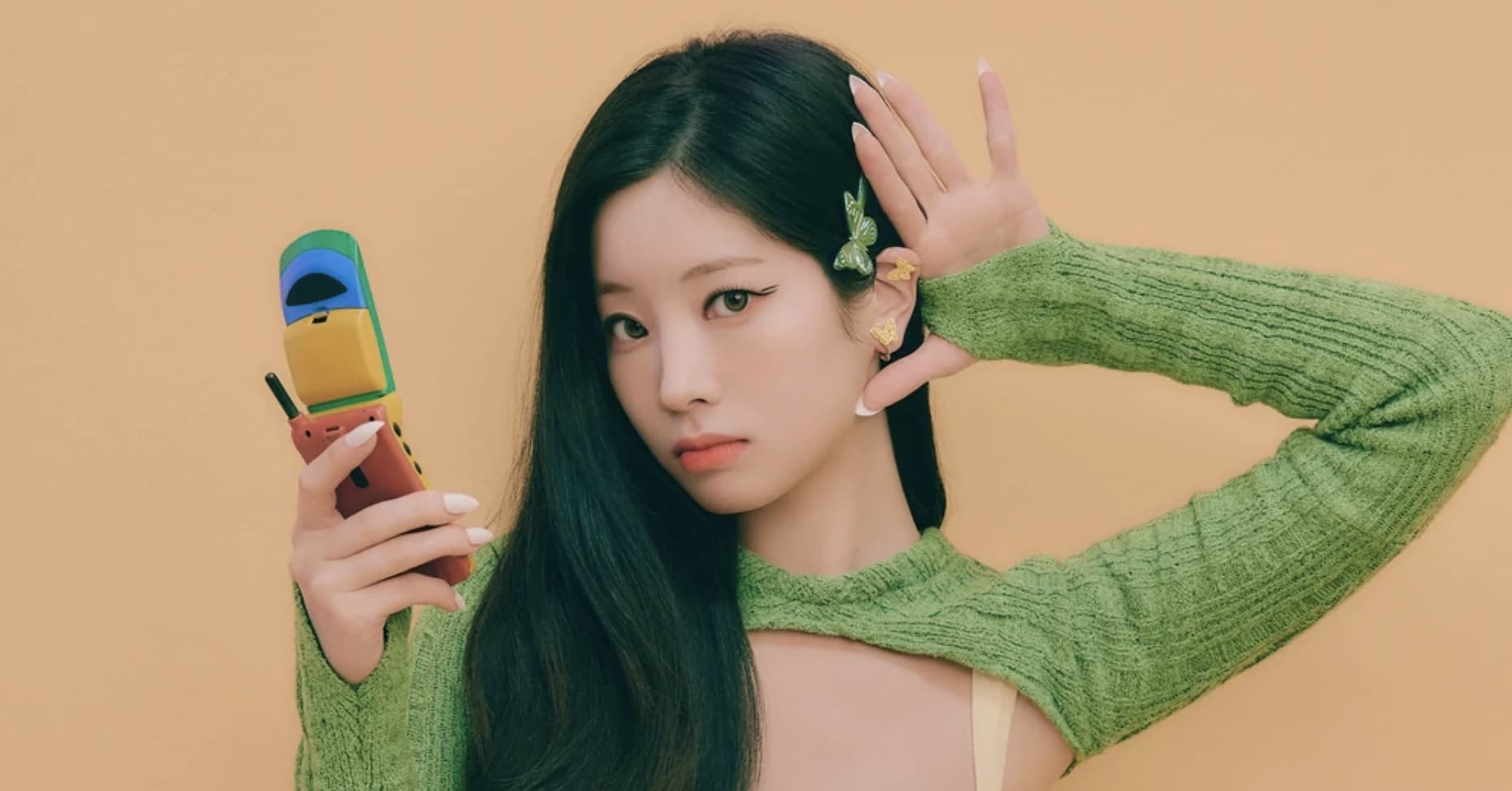 25+ Female Kpop Idols Born In 1998