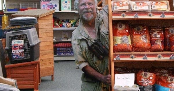 Famous Ornithologists | List of the Top Well-Known Ornithologists