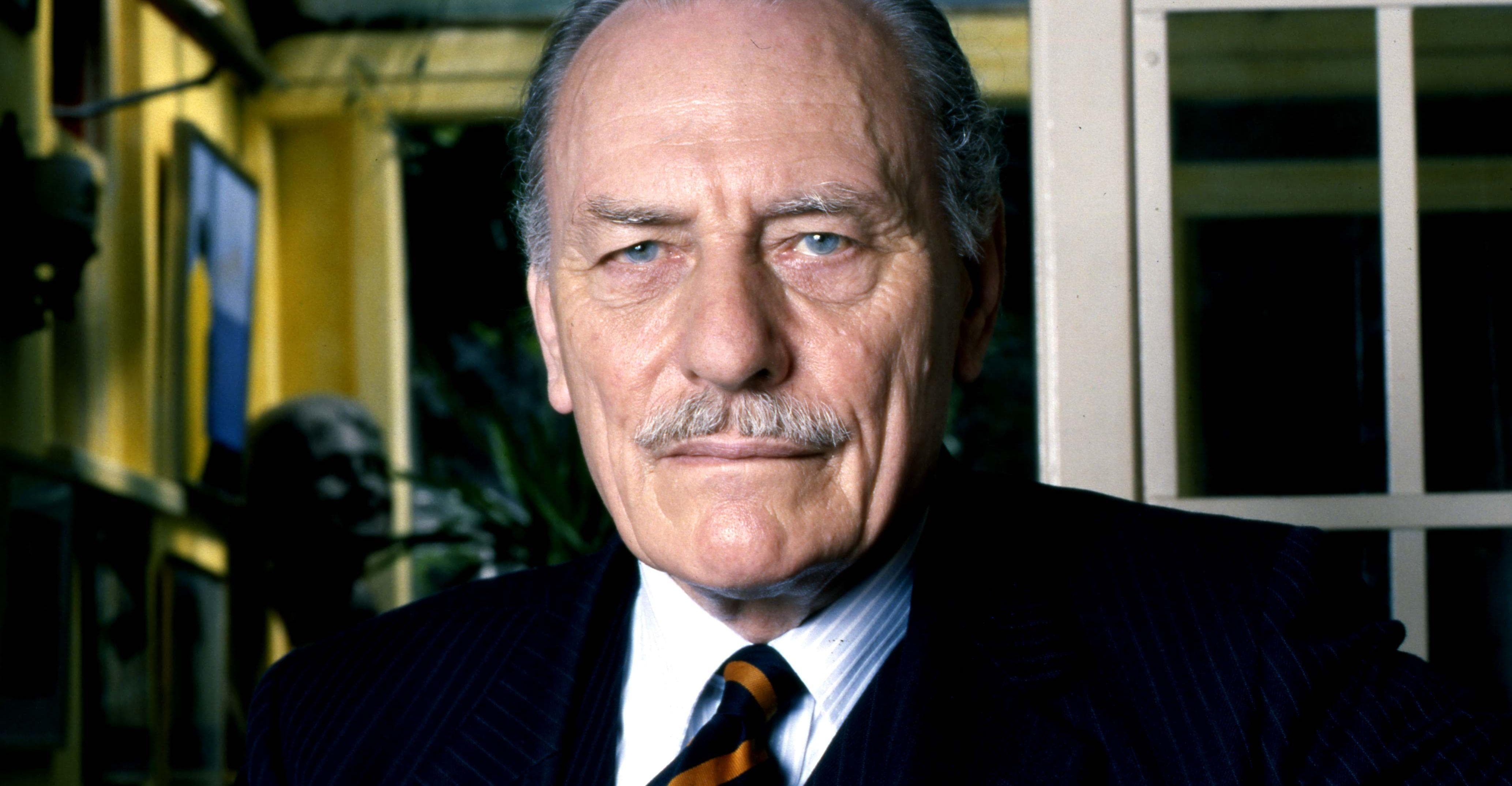 Famous Scholars | List of the Top Well-Known Scholars