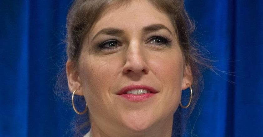 Famous Neuroscience Majors | Celebrities Who Majored in Neuroscience