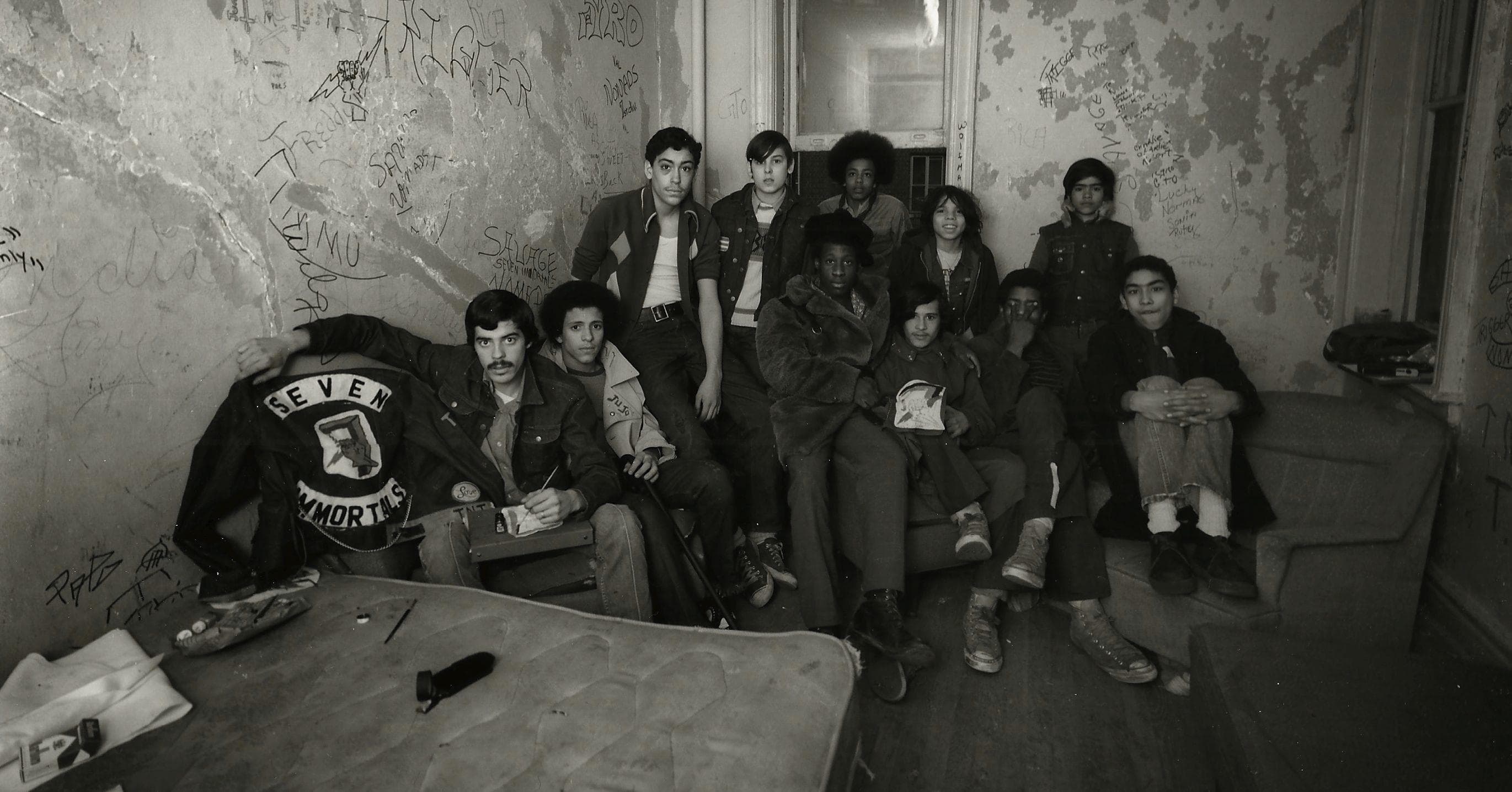 Eye-Opening Photos Of Violent Street Gangs From 1970s New York