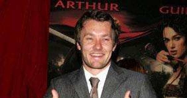 Spellbinder Cast | List of All Spellbinder Actors and Actresses