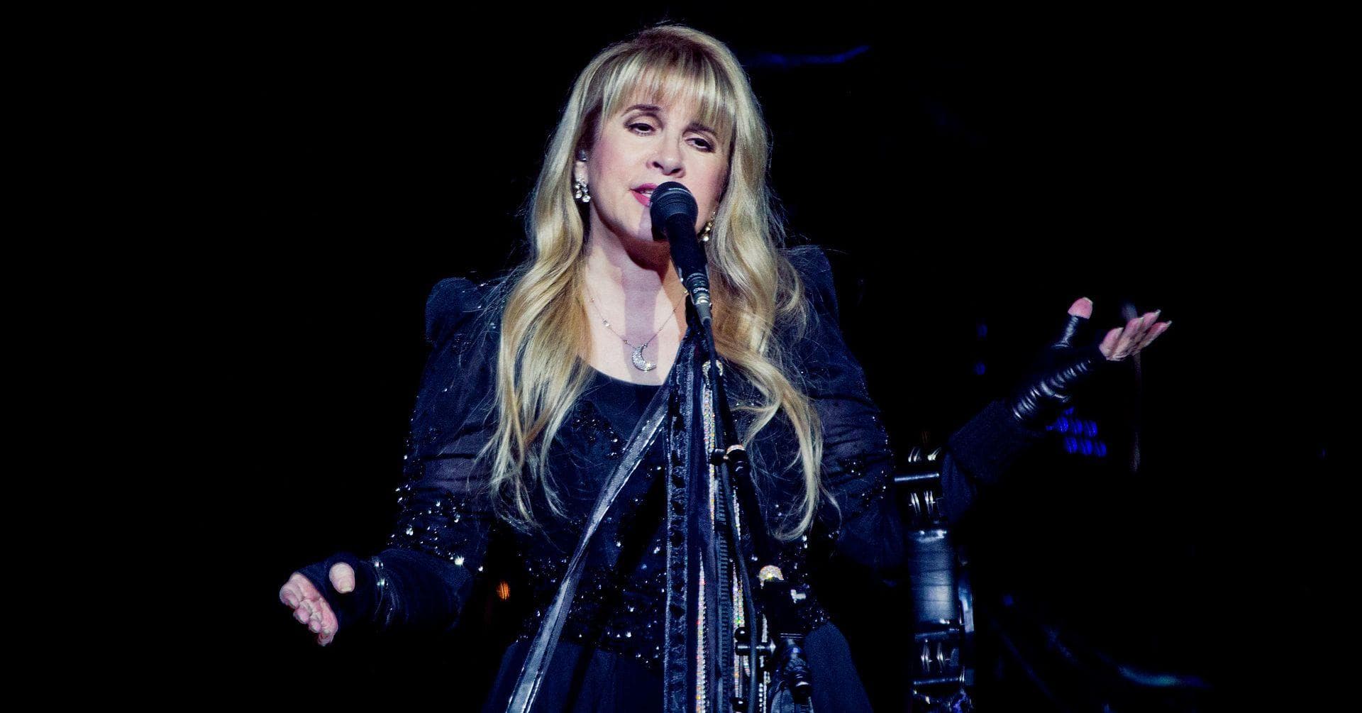 Fleetwood Mac Trivia: 12 Hidden References In Mac Songs