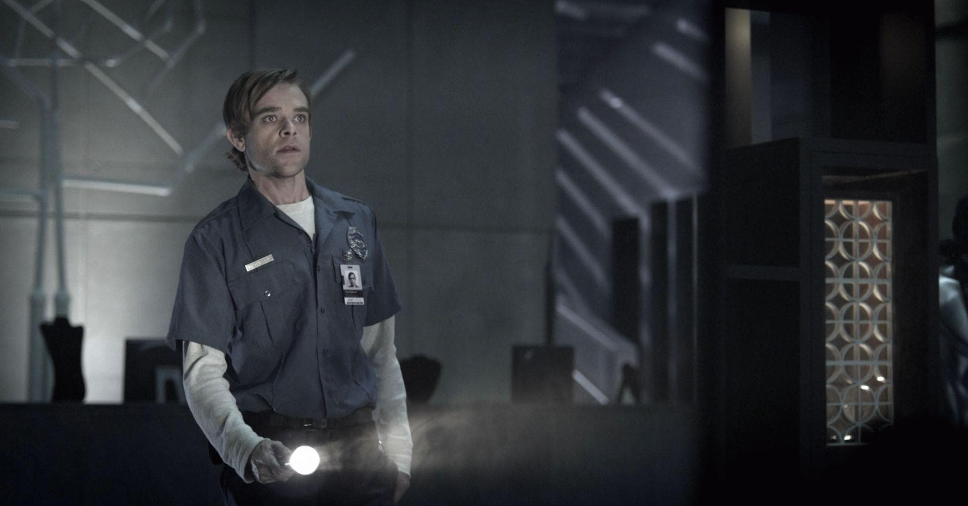 Security Guards And Night Watchmen Describe The Creepiest Things They ...