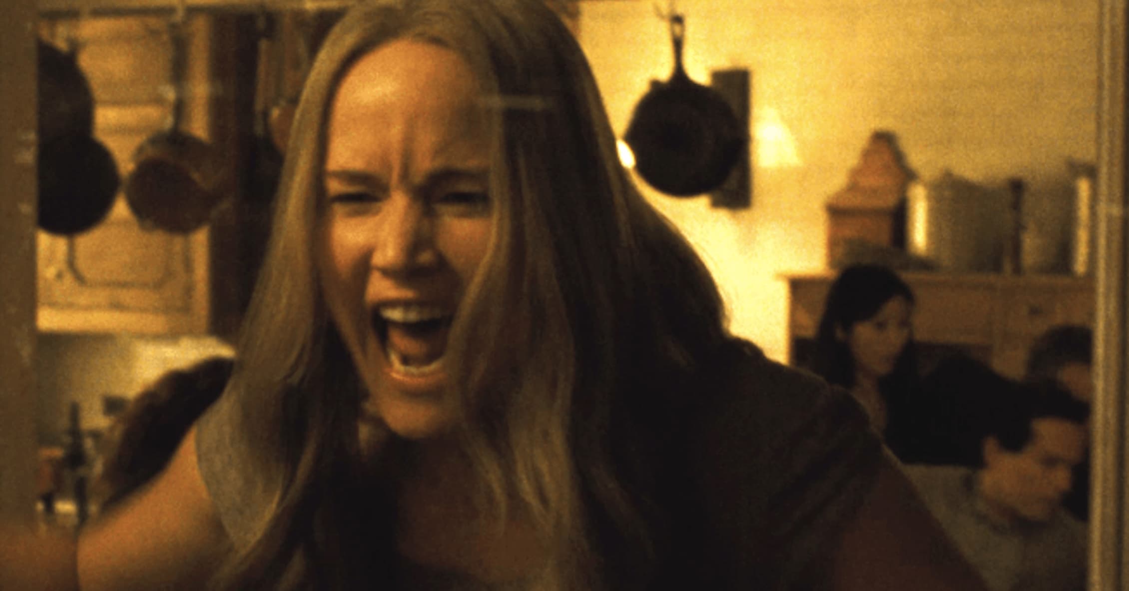 People Describe The Worst Guests That Have Ever Stayed In Their Home