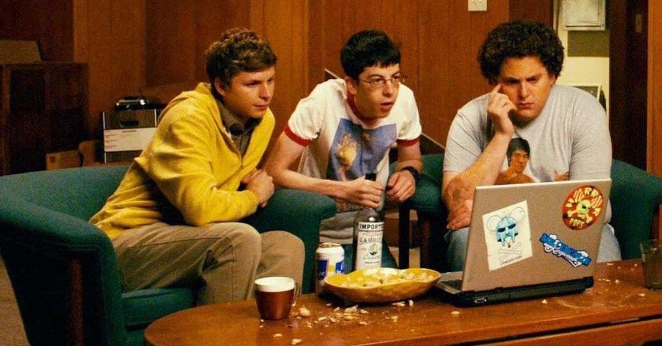 Small Details From High School Comedies That Fans Noticed