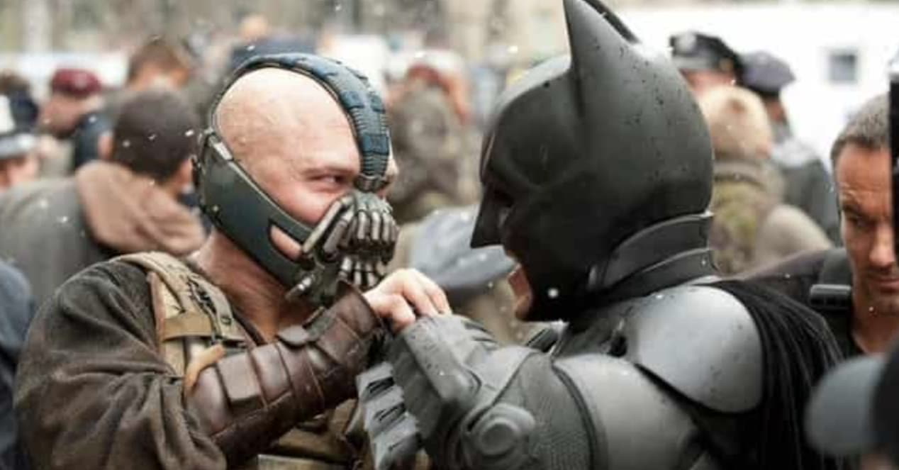 Small Details Fans Noticed In DC's Biggest Fight Scenes