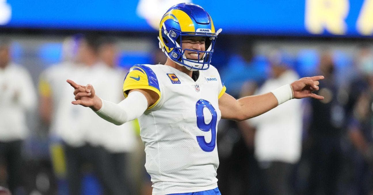 The 32+ Best NFL Quarterbacks Of 2022, Ranked