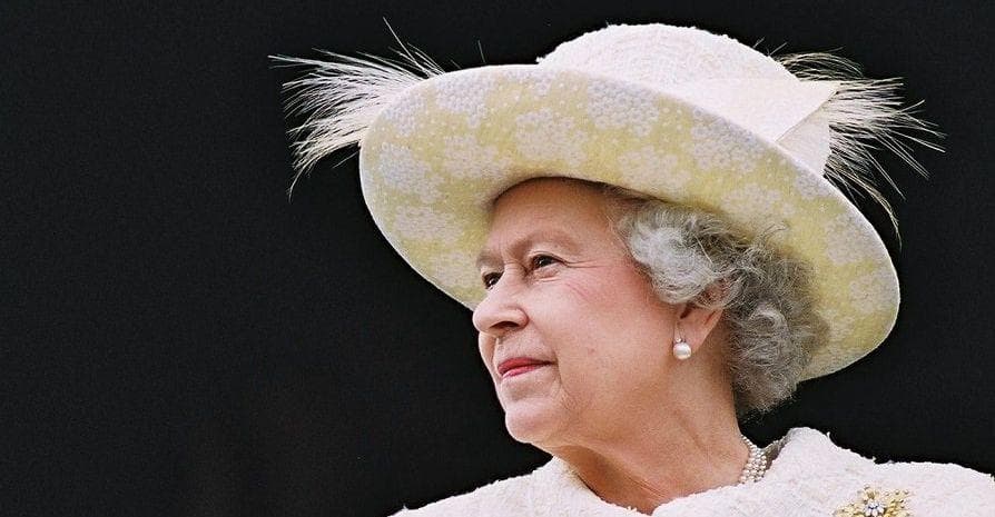 12 Inspirational Queen Elizabeth II Quotes That Will Lift You Up