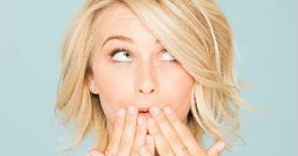 Celebrities With Acne | Famous People Who Had Acne When They Were Young