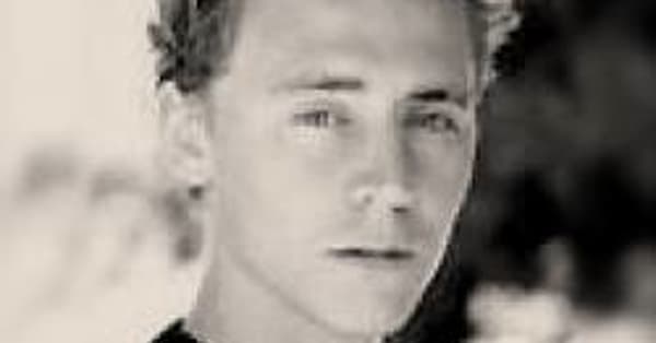 Photos of Tom Hiddleston When He Was Young