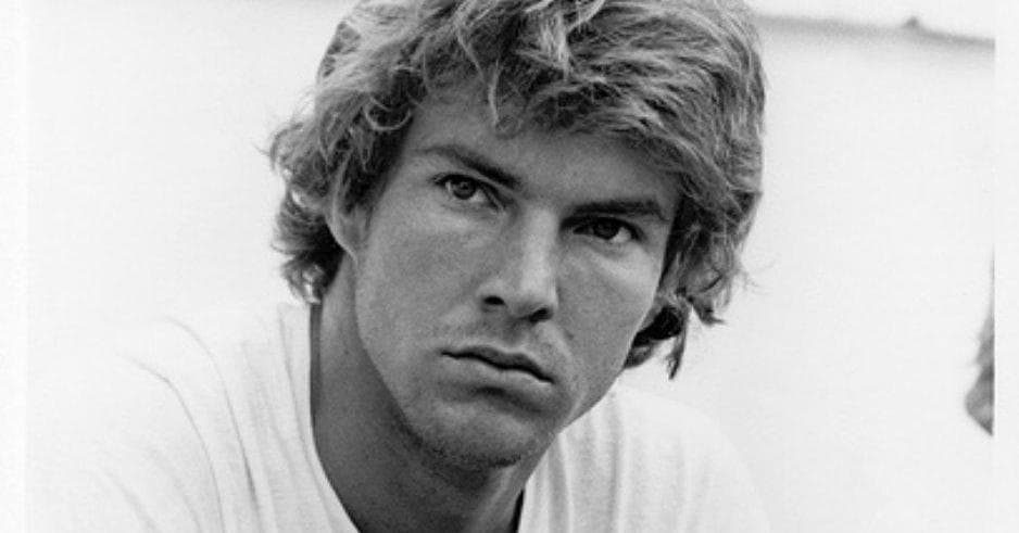 20 Photos of Dennis Quaid When He Was Young