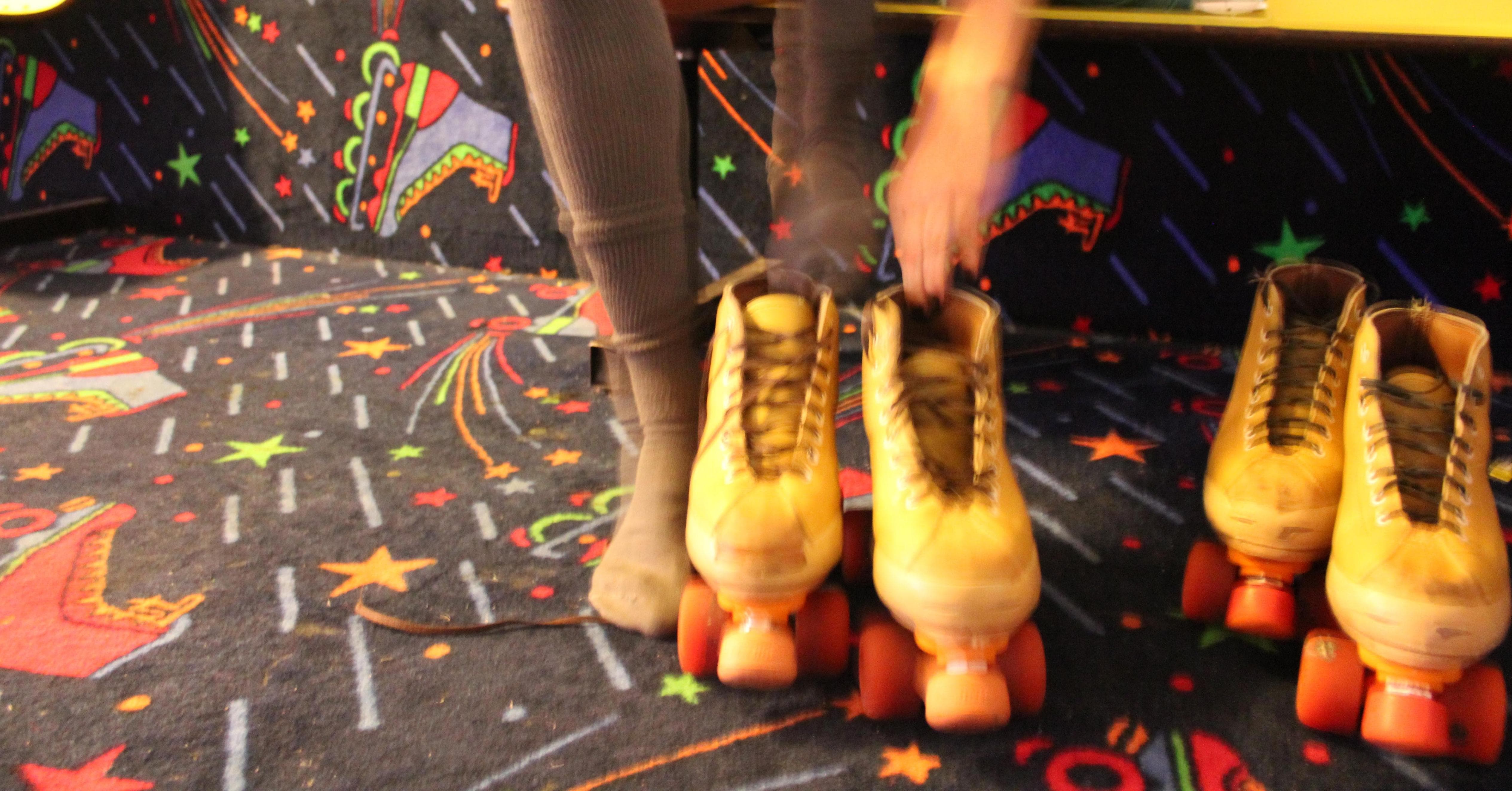 18 Things Every Kid Who Roller Skated in the '80s Remembers