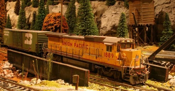 Famous Model Train Hobbyists | Celebrities Who Love Trains