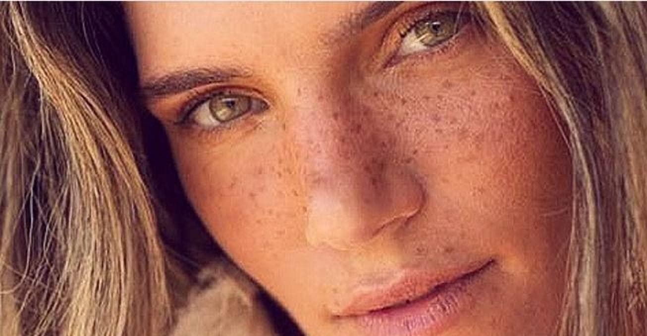 Everyone On Instagram Is Obsessed With These Fake Freckles Looks