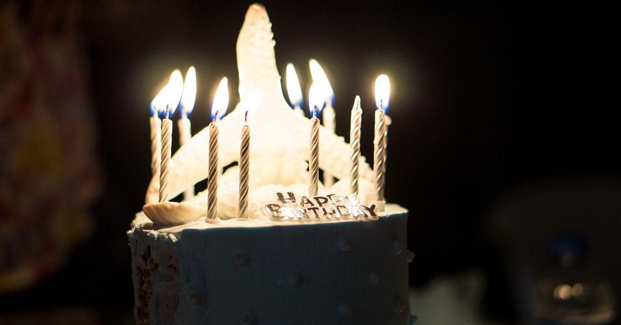 50+ Famous People Born On August 7