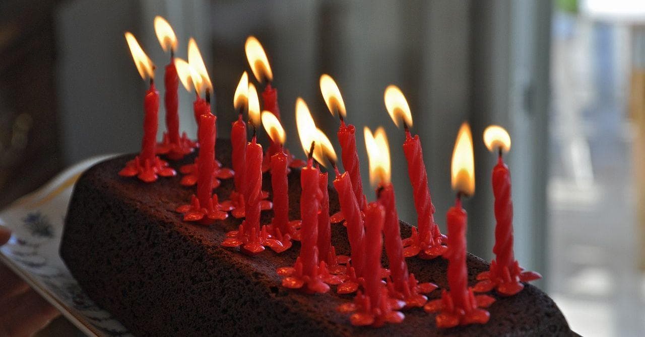 50+ Famous People Born On September 30