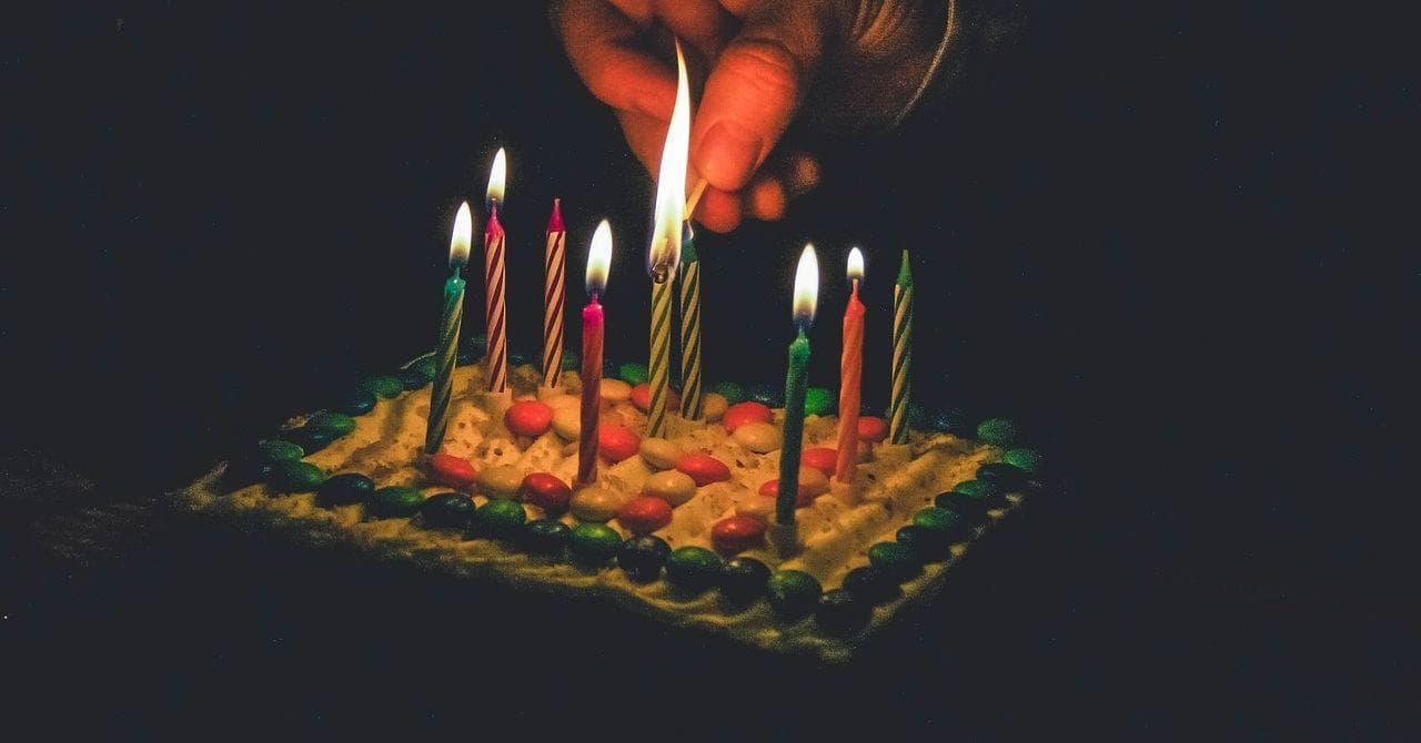 50+ Famous People Born On September 30