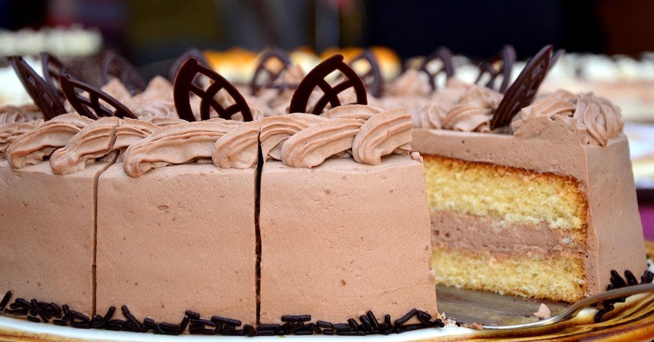 50+ Famous People Born On December 27