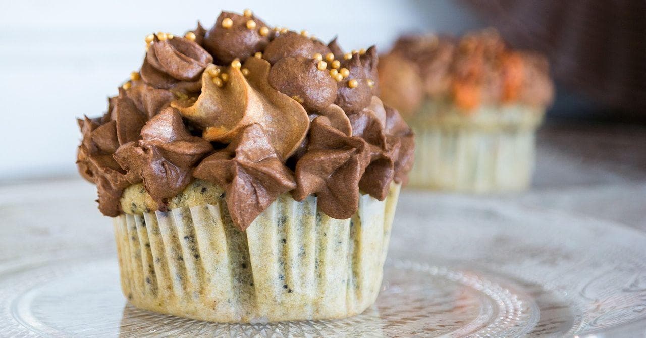 50+ Famous People Born On December 27