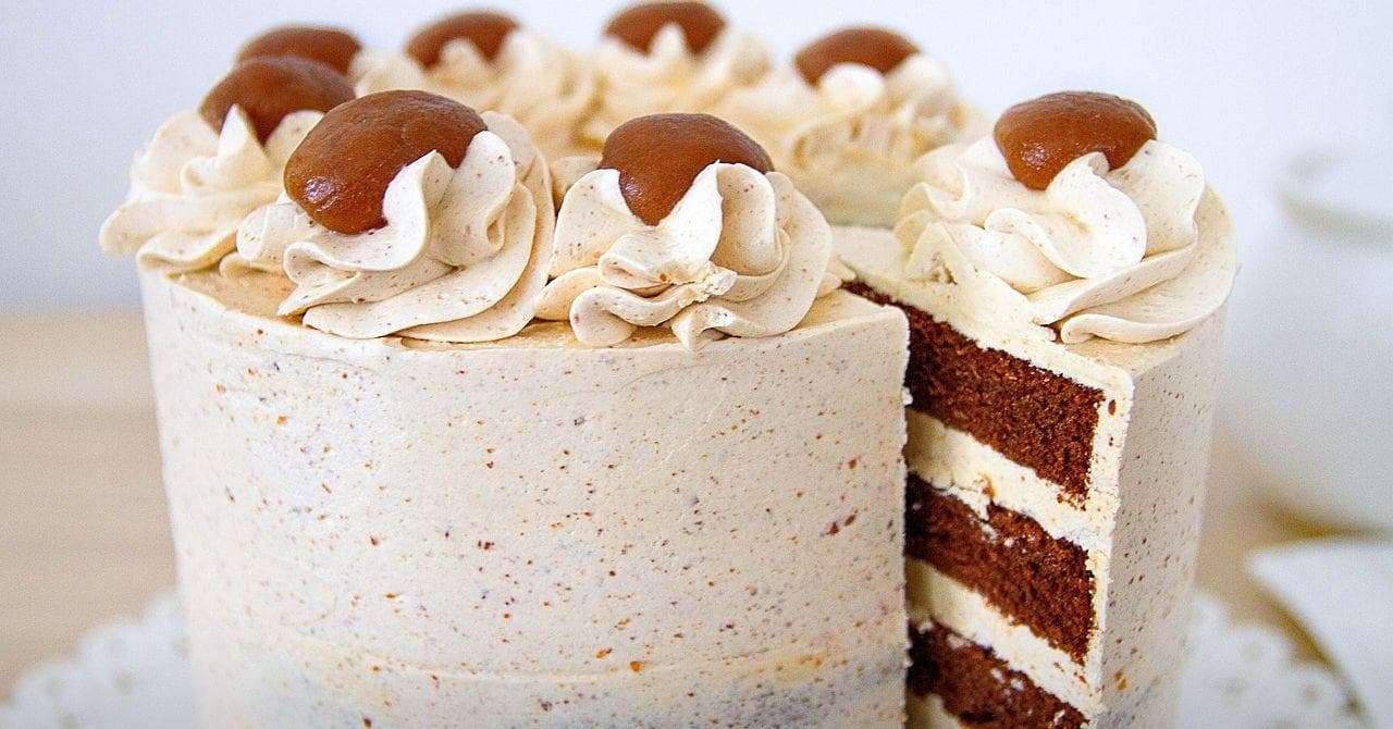 50+ Famous People Born On November 19