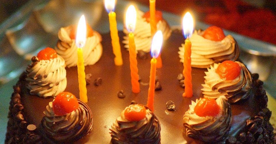 50+ Famous People Born On December 17